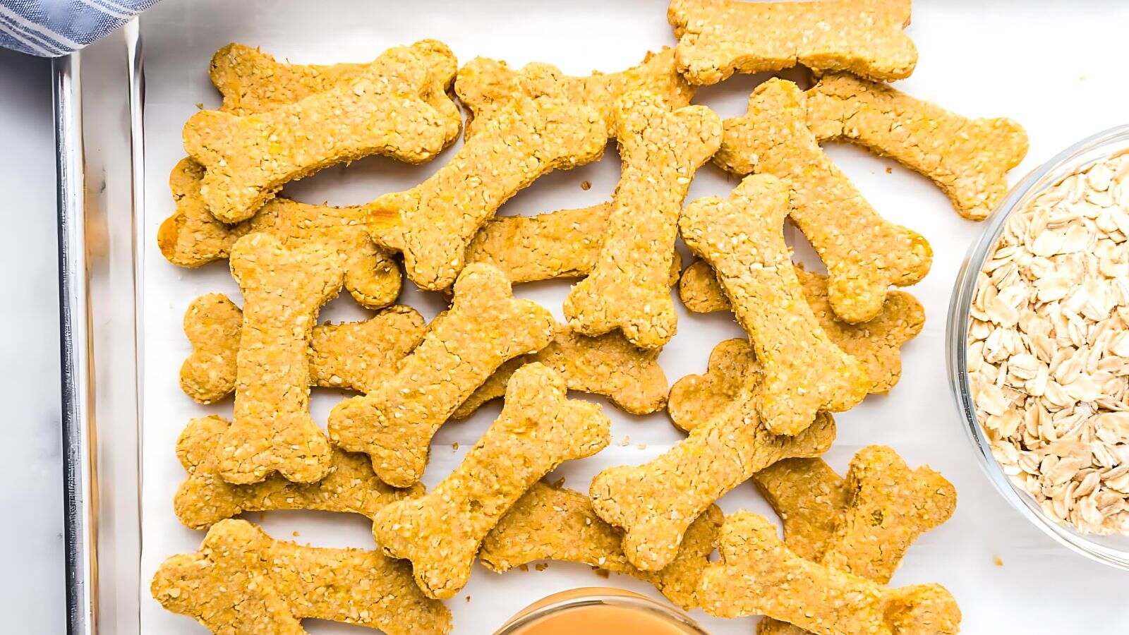 10 Homemade Treats Your Dog Will Give You Major Puppy Dog Eyes For Making